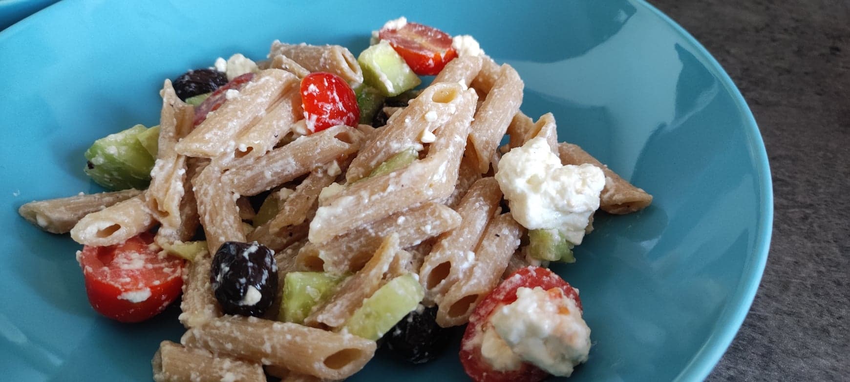 Salade de Pâtes Complètes à la Grecque - Petits Plats Faciles